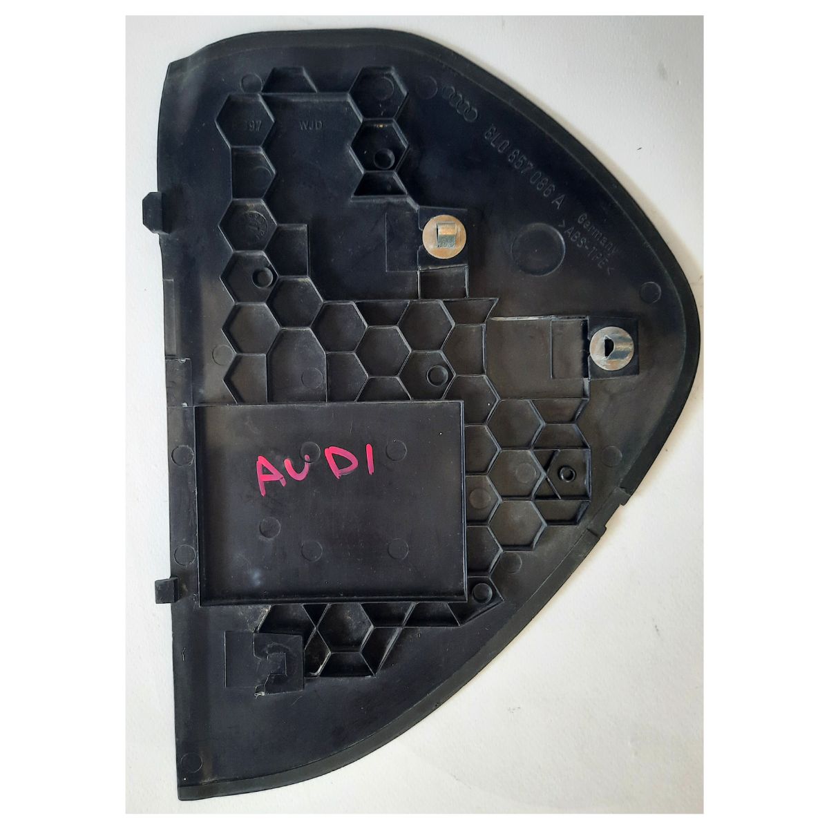 AUDI A3 DASHBOARD COVER - Capspeed